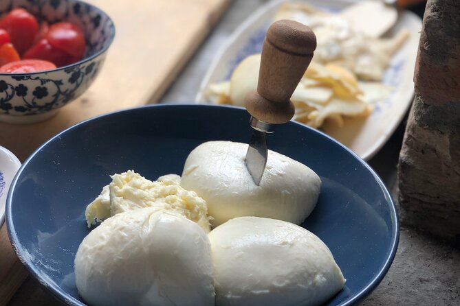 2-Hour Guided Family Pasta or Pizza Cooking Class in Acqui Terme - Hands-On Cooking Experience