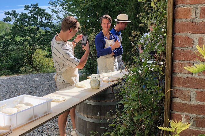 2-Hour Guided Family Pasta or Pizza Cooking Class in Acqui Terme - Fresh Egg Pasta Highlights