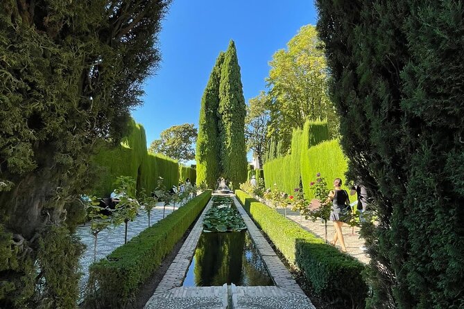 2-Hour Guided Tour of Alhambra Gardens and Alcazaba in Granada - Frequently Asked Questions