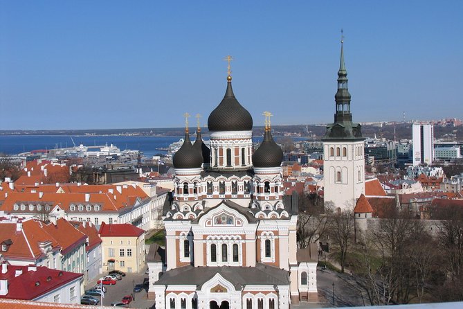 2-Hour Guided Walking Tour of Tallinn - Inclusions and Accessibility