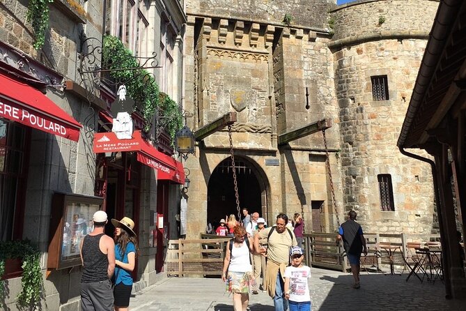 2-Hour Guided Walking Tour of the Mont Saint Michel - Inclusions and Accessibility