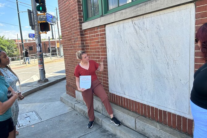 2 Hour Historic Market Food Tour and Hands-On Biscuit Class - Tour Overview