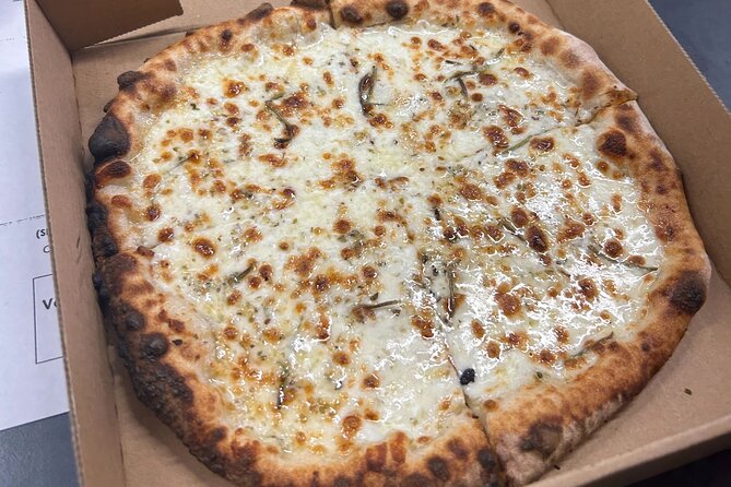 2 Hour Historic Market Food Tour and Hands-On Biscuit Class - Included Amenities