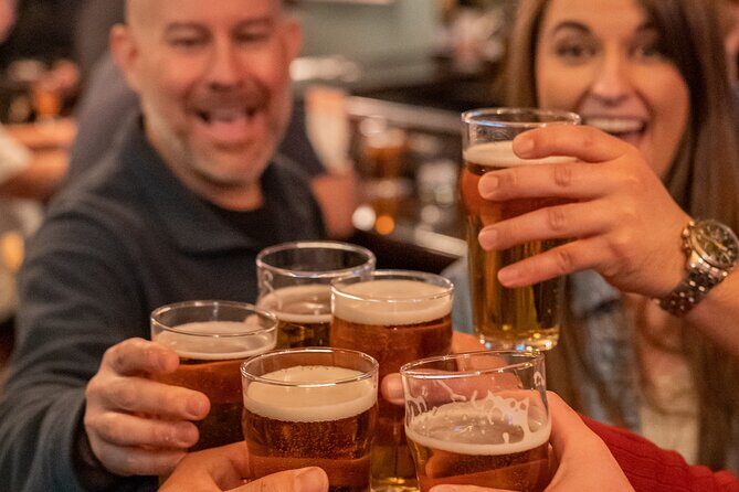 2 Hour Historic Pub Crawl in Boston - The Guides: Who They Are and Why It Matters