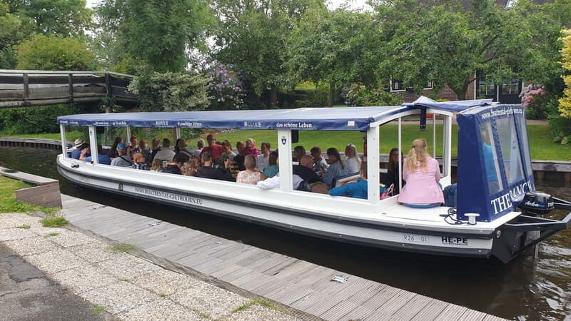 2 hour Luxury Private Closed Boat Tour with Local Guide - Why Choose This Tour?