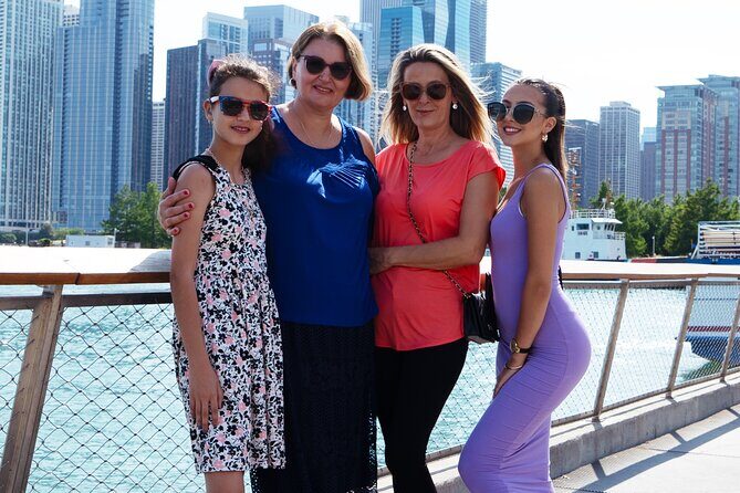 2 Hour Magnificent Chicago Tour with Photos and Popcorn - FAQs