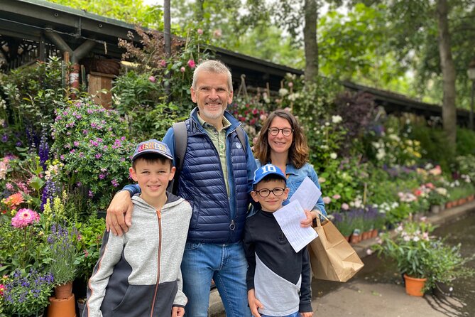 2 Hour Outdoor Group Activity in Paris: SAINT GERMAIN - Explore Saint-Germain-des-Prés