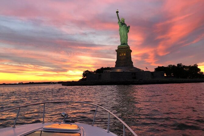 2-Hour Private Luxury Boat Tour in New York City - Tips for Enhancing Your Tour Experience