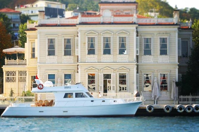 2-Hour Private Luxury Yacht Cruise on Bosphorus with Transfers - FAQ