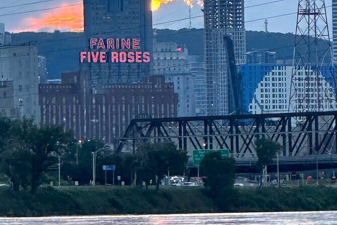 2-Hour Private Montreal Boat Cruise - The Experience in Practice