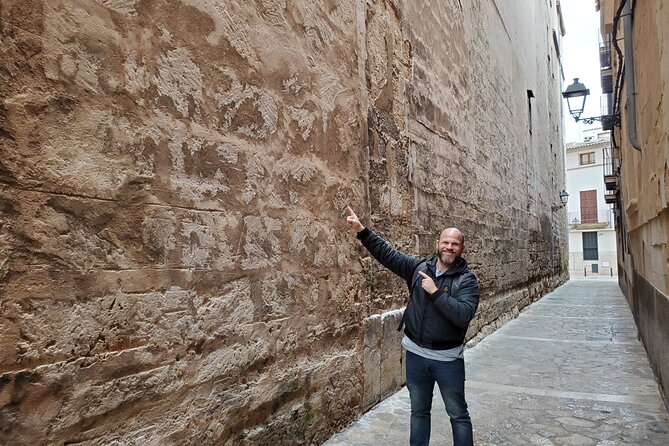 2-Hour Private Walking Tour Through Palma's Jewish Quarter - Historical Significance of Palmas Jewish Quarter