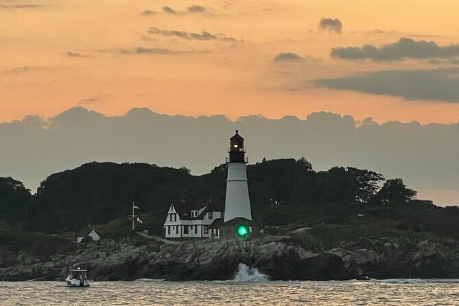 2 Hour Scenic Powerboat Cruise Experience Portland's Waterfront - The Experience: What Youll See and Feel