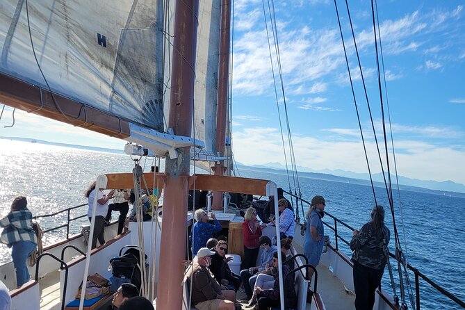2-Hour Seattle Sailing Harbor Tour - Value for Money