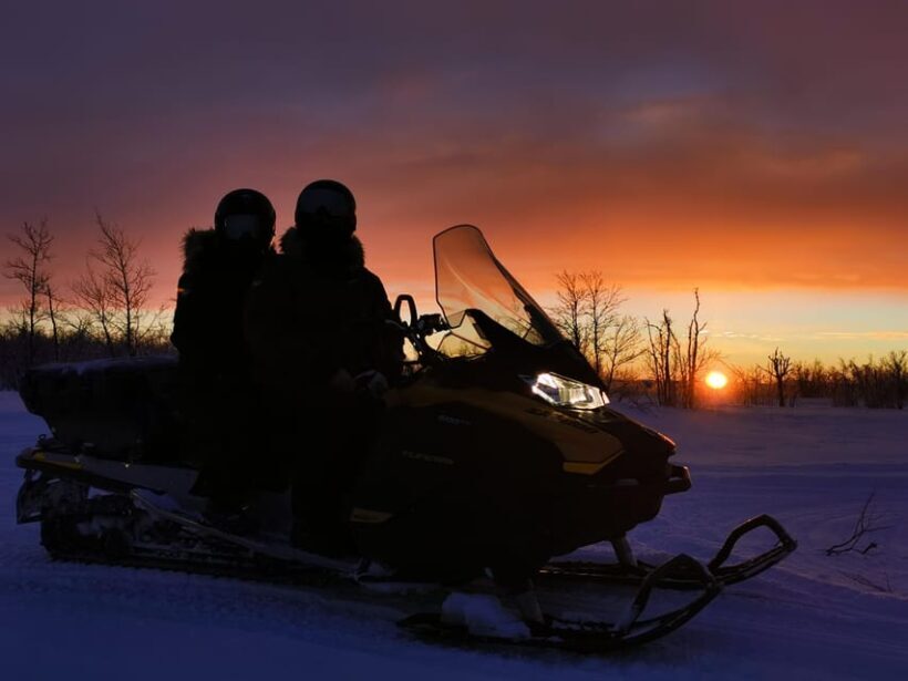2-Hour Snowmobiling Experience - Key Points