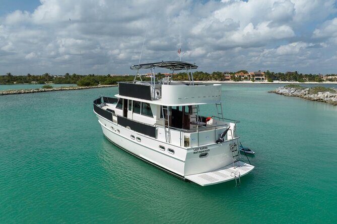 2 Hour Sunset-53' Hatteras Tulum, Playa Del Carmen, Riviera Maya - An In-Depth Look at the Sunset Cruise Experience
