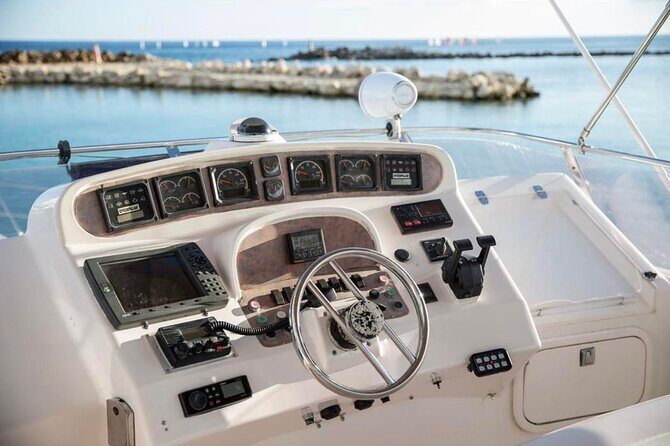 2 Hour Sunset- 60' Neptunus Tulum, Playa del Carmen, Riviera Maya - Price and Value