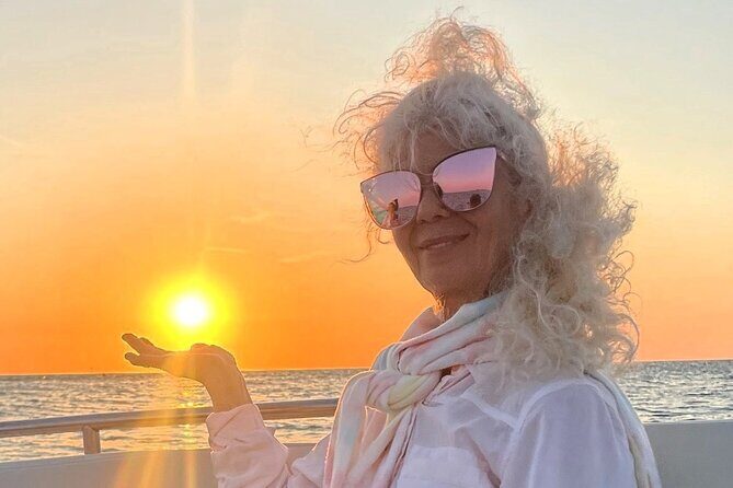 2 Hour Sunset Cruise in Madeira Beach - An Overview of the Experience