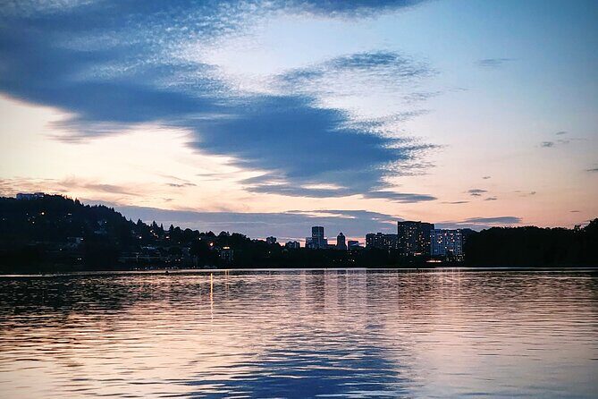 2-Hour Sunset River Cruise on the Stunning Willamette River - FAQ