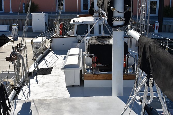 2-Hour Sunset Sailing With Wine In Stock Island - Delightful Appetizers and Charcuterie Boards