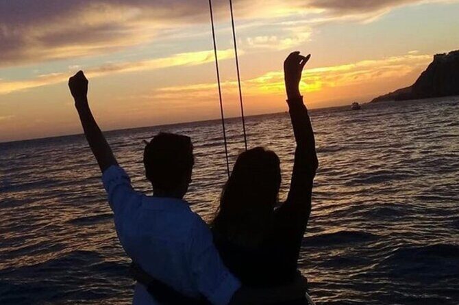 2 Hour Sunset Tour on Catamaran in Cabo San Lucas - Who Will Love This Tour?