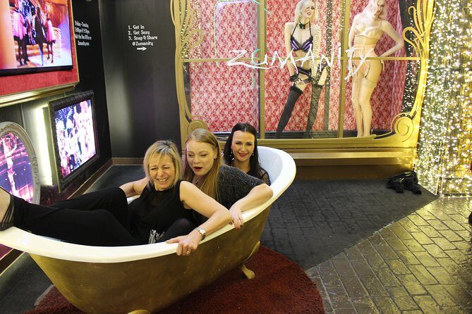 2-Hour Vegas Strip Walking Tour with Photos,Champagne & Vintage Vegas Goody Bags - Who Should Consider This Tour?