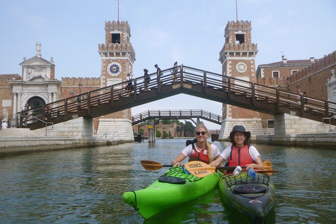 2 Hour Venice Canal Kayak Tour - Premium Experience by Day - Meeting Information