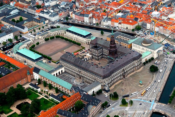 2-Hour Walking Introduction to Copenhagen and Its Main Sights - Getting the Most Out of Your Tour