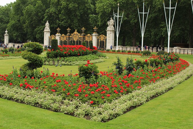2 Hour Walking Tour From Buckingham Palace to Big Ben - Accessibility and Participation Guidelines