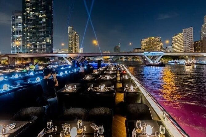2 Hours Experience Opulence International Luxury Dinner Cruise - A Detailed Look at the Experience