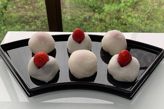 2 Hours Mochi Making & Matcha Class in Bunkyo - Booking Information and Policies