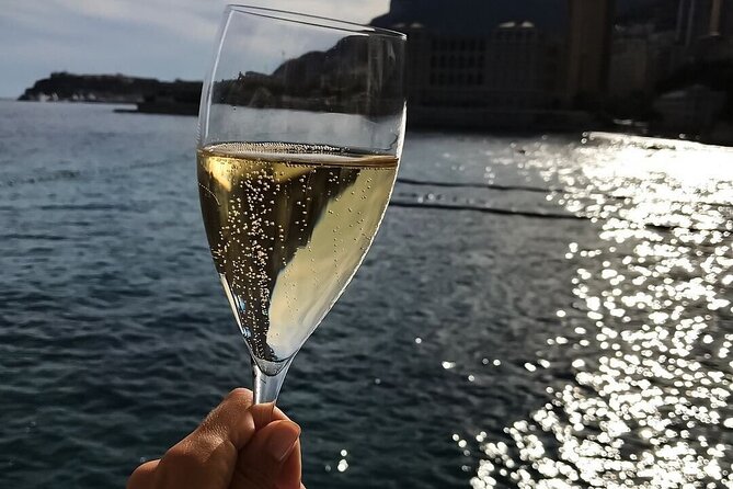 2 Hours Private Boat Tour Como - Personalized Experience With a Private Skipper