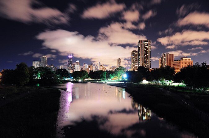2 hours Private Evening Walking Tour with the Ghosts of Chicago - Authentic Feedback and Insights