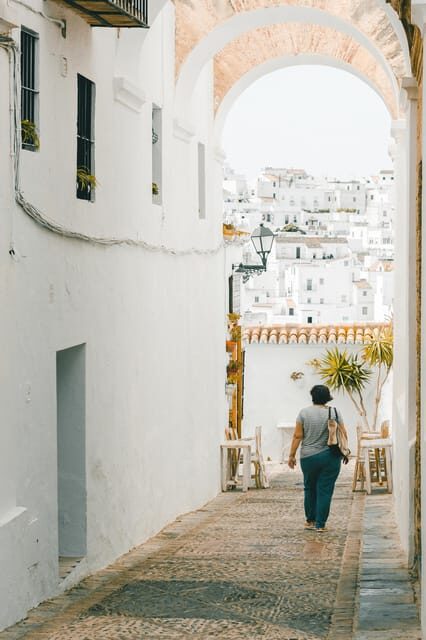 2 Hours Private Historical Tour in Cadiz - Final Thoughts: Who Will Love This Tour?