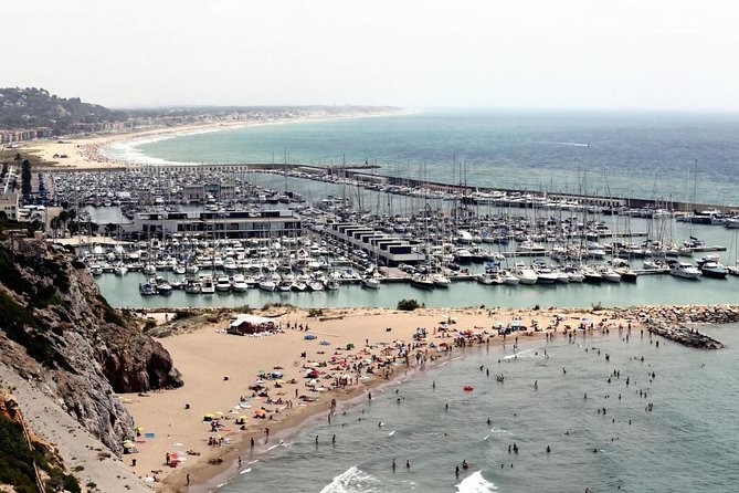 2 Hours Private sailing trip from Barcelona with open bar - FAQ