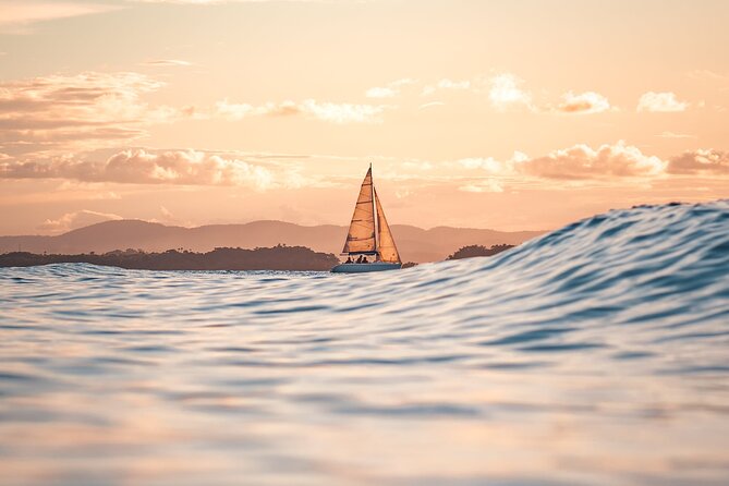 2 hours Private sunset experience by sailboat in Cascais - Practical Details and Value