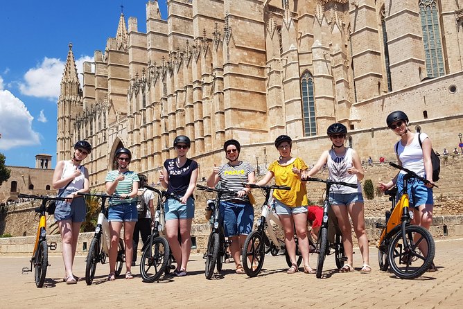 2 Hours Sightseeing E-Bike Tour in Palma De Mallorca - Key Highlights