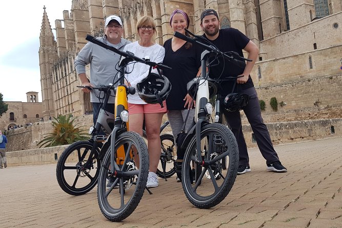 2 Hours Sightseeing E-Bike Tour in Palma De Mallorca - Visiting the Museum of Modern Art and Almudaina Palace