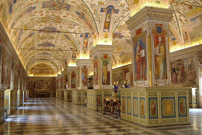 2 Hours Tour of the Vatican and Sistine Chapel With Official Guide - Highlights and Challenges