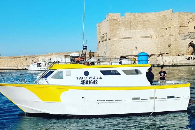 2 Hours Tour on Boat to Polignano a Mare - Meeting and Pickup Details