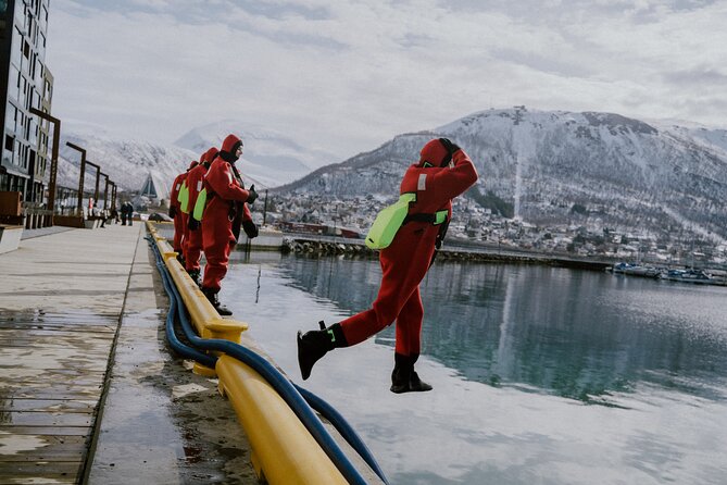 2 Hours Urban Arctic Floating Activity in the Harbours of Tromsø - The Sum Up