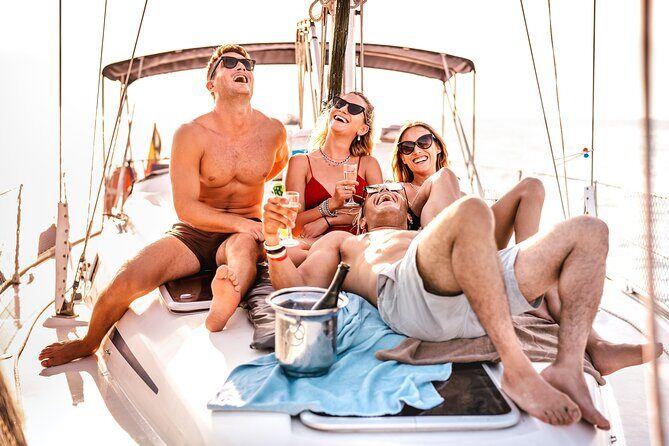2 Hr Shared Day Sail Along Historic Bay Front - Practical Details & Tips