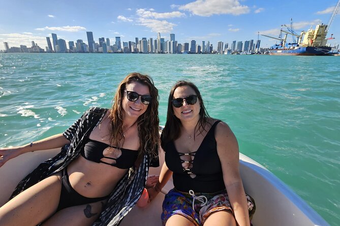 2 hrs Miami Private Boat Tour with Cooler, Ice, Bluetooth Stereo - Who Should Consider This Tour?
