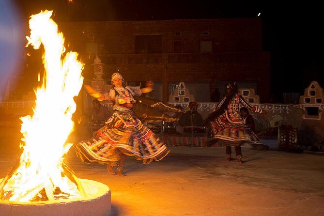 2-Night Desert Experience with Luxury Camp from Jaisalmer - Day 1: Discovering Jaisalmer and the Desert