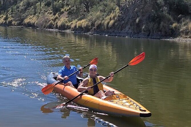 How to Kayak 2 Person: Expert Tips for Smooth Tandem Paddling