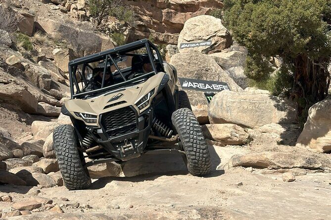 2 Seater Kawasaki Off Road UTV Rental - Key Points
