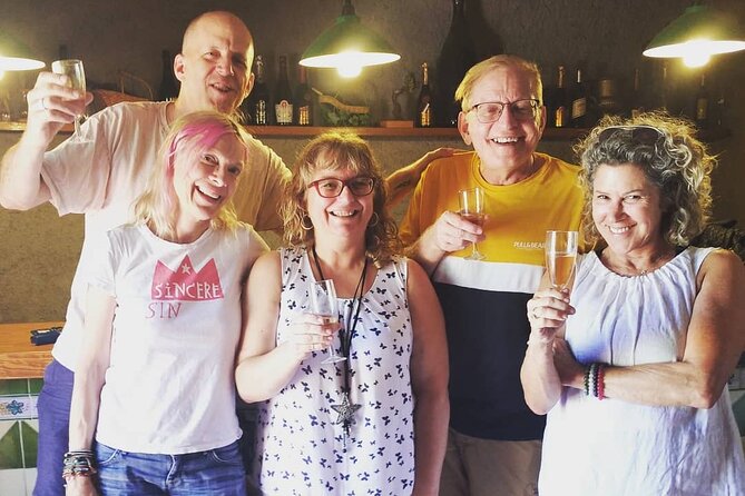 2 Wineries Small Group Tour Review - Scenic Countryside Journey