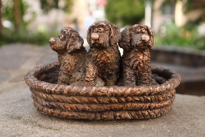 20 Dog-statues in Budapest - a unique tour - Exploring the Itinerary in Detail