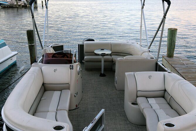 23ft Pontoon Boat Rental - An In-Depth Look at the Vero Beach Pontoon Experience