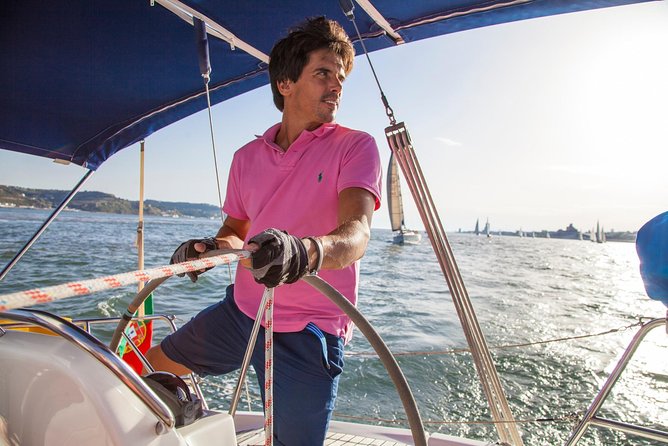 2,5h Lisbon Sunset Sail With Drinks and Snacks - Participant Guidelines