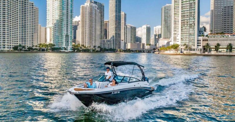 27 Feet Monterey Breathtaking Miami Skyline Boat Tour - Who Should Consider This Tour?